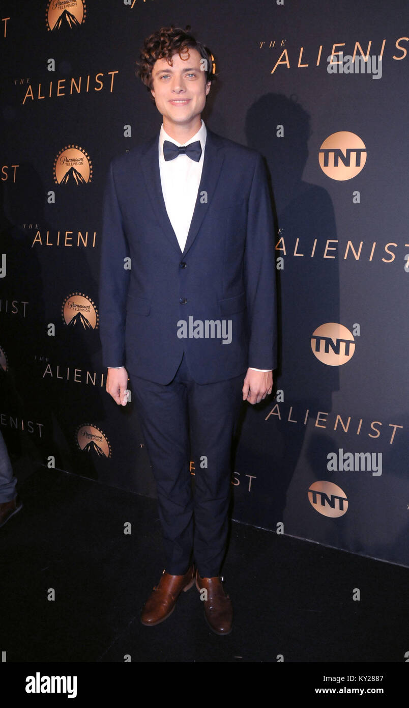 Douglas smith -Fotos und -Bildmaterial in hoher Auflösung – Alamy