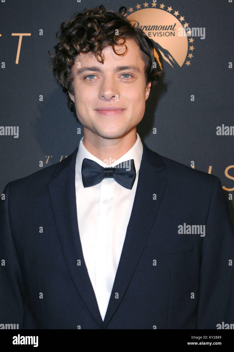 Douglas smith los angeles premiere -Fotos und -Bildmaterial in hoher ...
