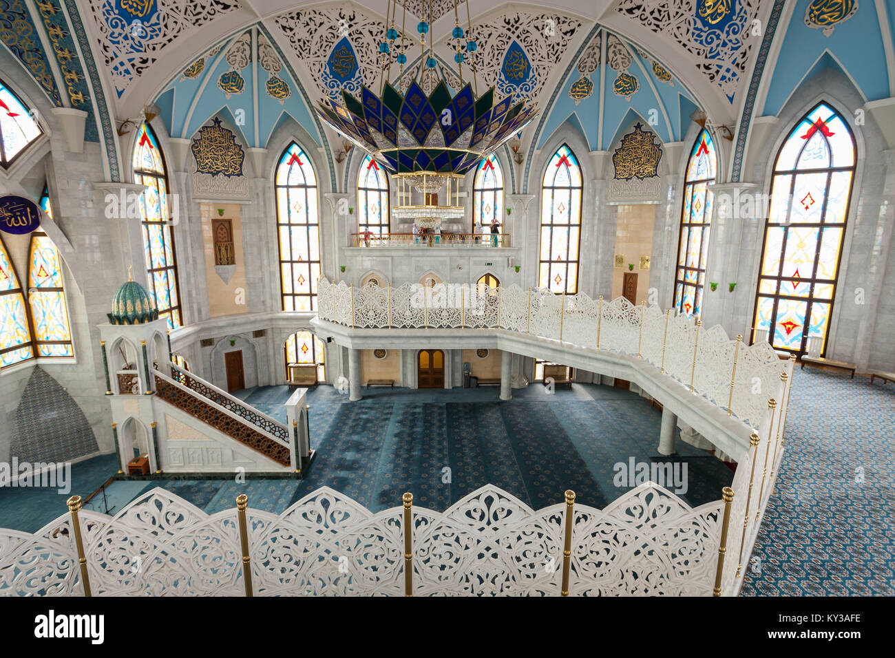 Die Kul Sharif Moschee Innenraum, es ist eine der größten Moscheen in ...