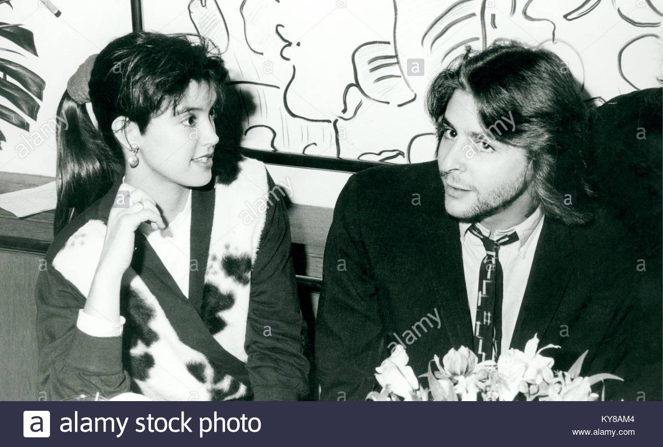 Phoebe Cates Stockfotos und -bilder Kaufen - Alamy