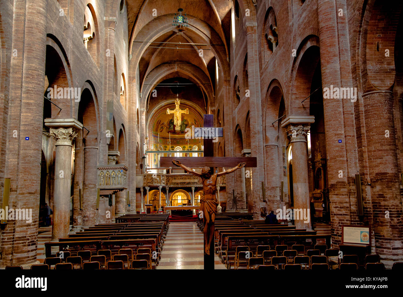 Kathedrale von modena -Fotos und -Bildmaterial in hoher Auflösung – Alamy