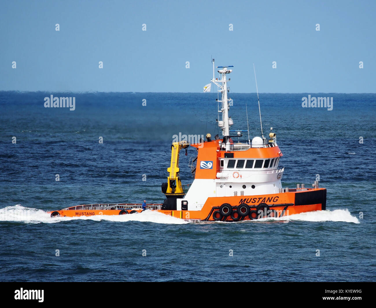 Ein Foto des Schleppers Mustang, aufgenommen 2009 im Hafen von ...