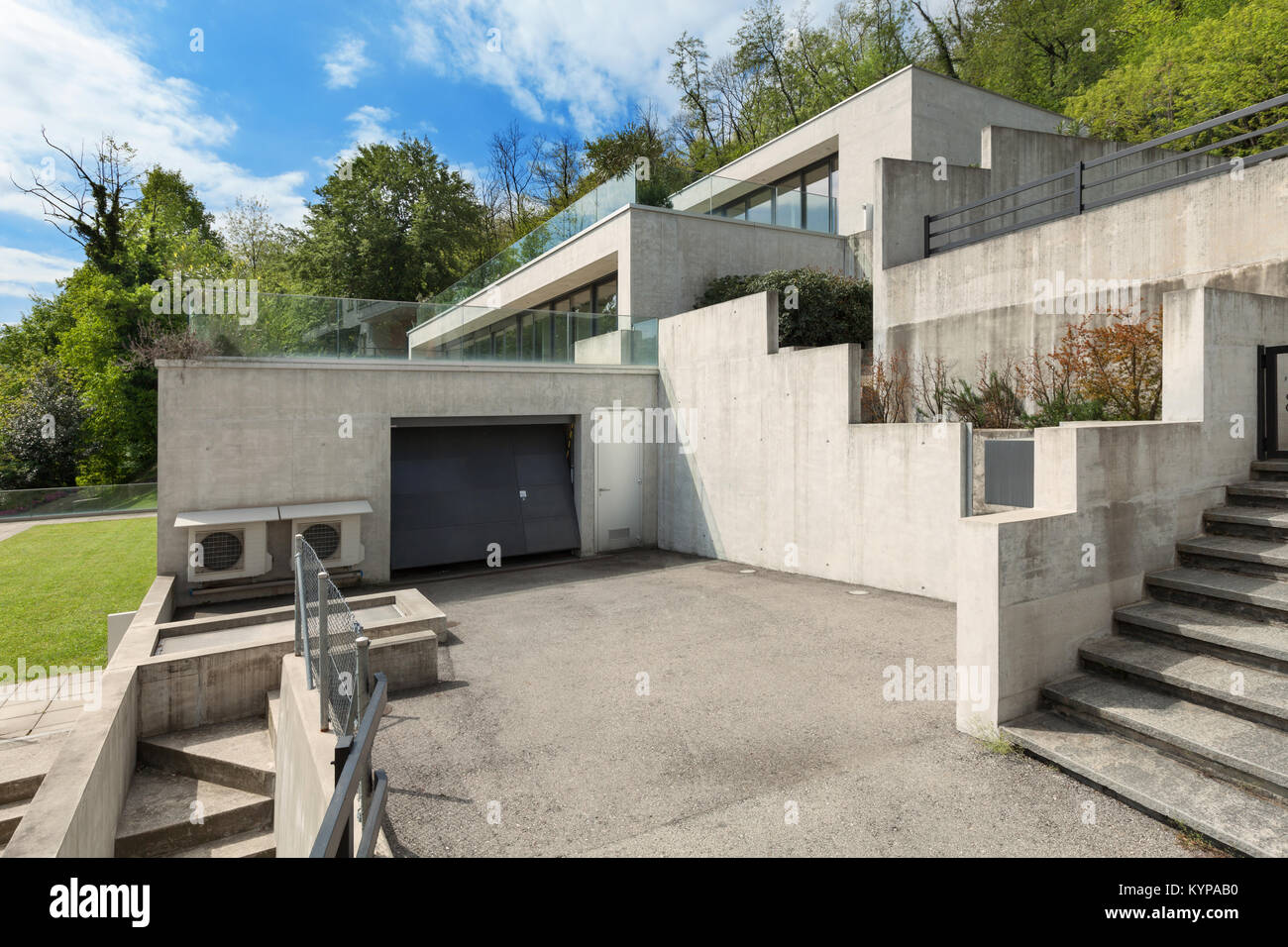 Einen hinterhof gestalten -Fotos und -Bildmaterial in hoher Auflösung ...