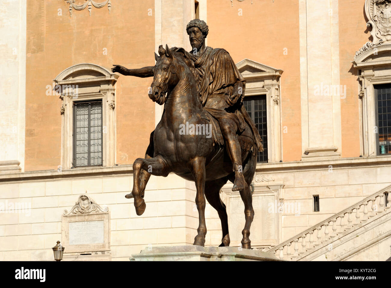 Reiterstandbild marcus aurelius piazza campidoglio rom italien -Fotos ...