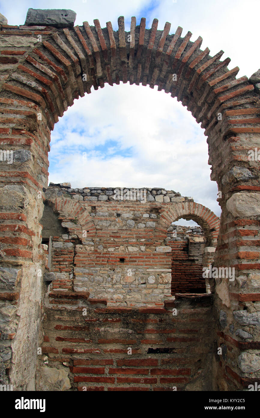 Alten gemauerten Bögen in St. Johannes Basilika in Selcuk, Türkei ...