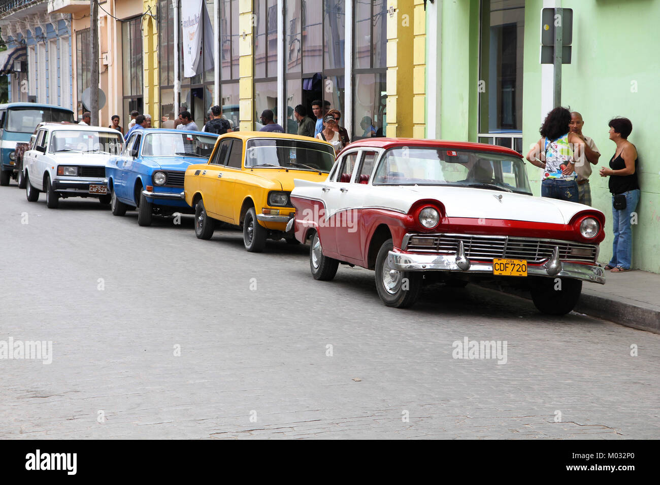 Russische kolonialarchitektur -Fotos und -Bildmaterial in hoher ...