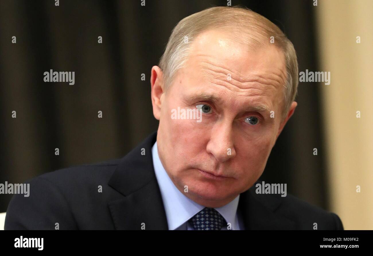 Der russische Präsident Wladimir Putin bei einem Treffen mit Industrie ...