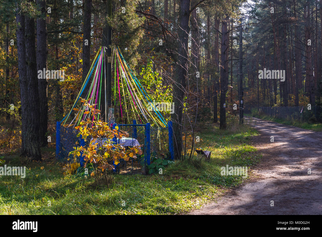 Bildstock in kampinoski Wald, große Wälder komplex in der Woiwodschaft ...