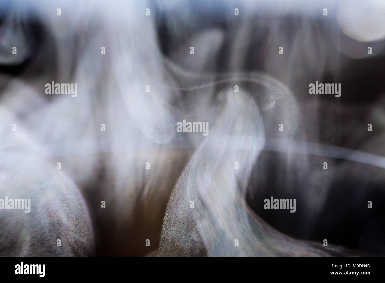 Dampf rauch wasserdampf -Fotos und -Bildmaterial in hoher Auflösung – Alamy