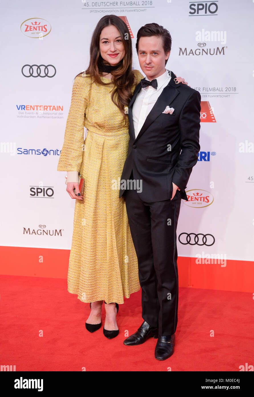 m-nchen-deutschland-20-jan-2018-schauspieler-tom-schilling-und