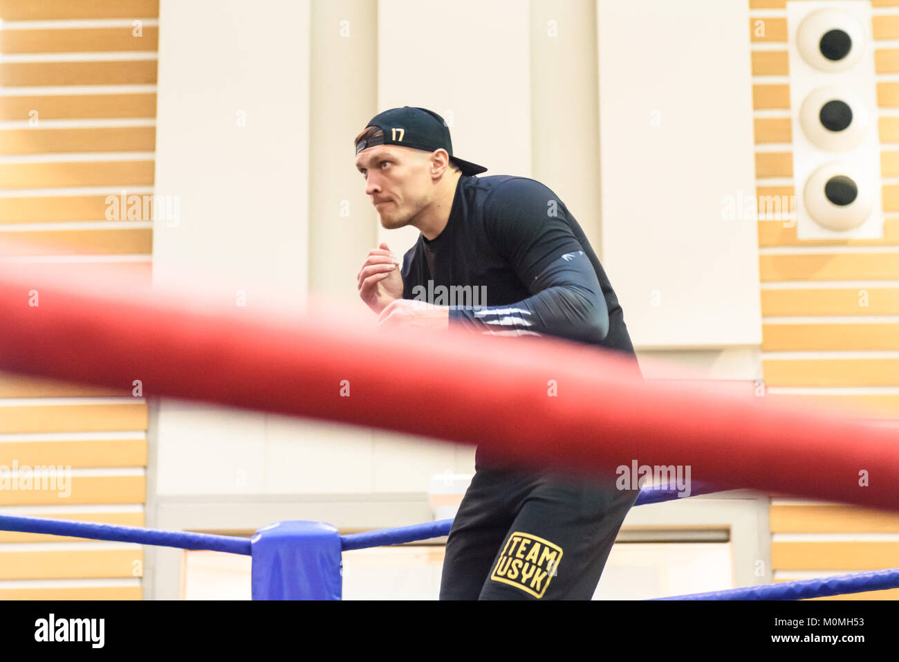 Oleksandr usyk ukrainischer boxer -Fotos und -Bildmaterial in hoher ...