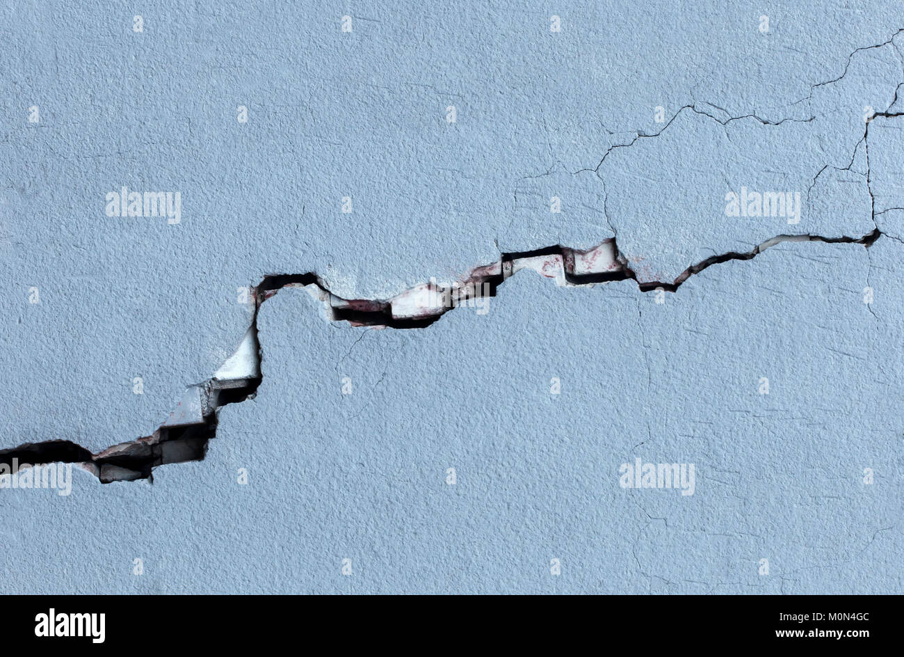 Riss wand -Fotos und -Bildmaterial in hoher Auflösung - Seite 3 - Alamy