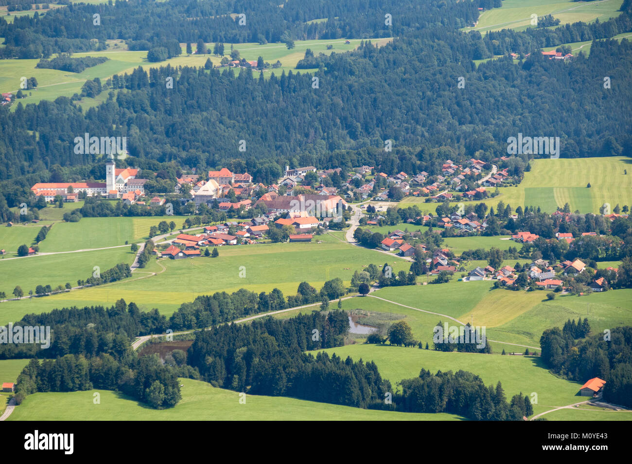 Bezirk weilheim schongau -Fotos und -Bildmaterial in hoher Auflösung ...