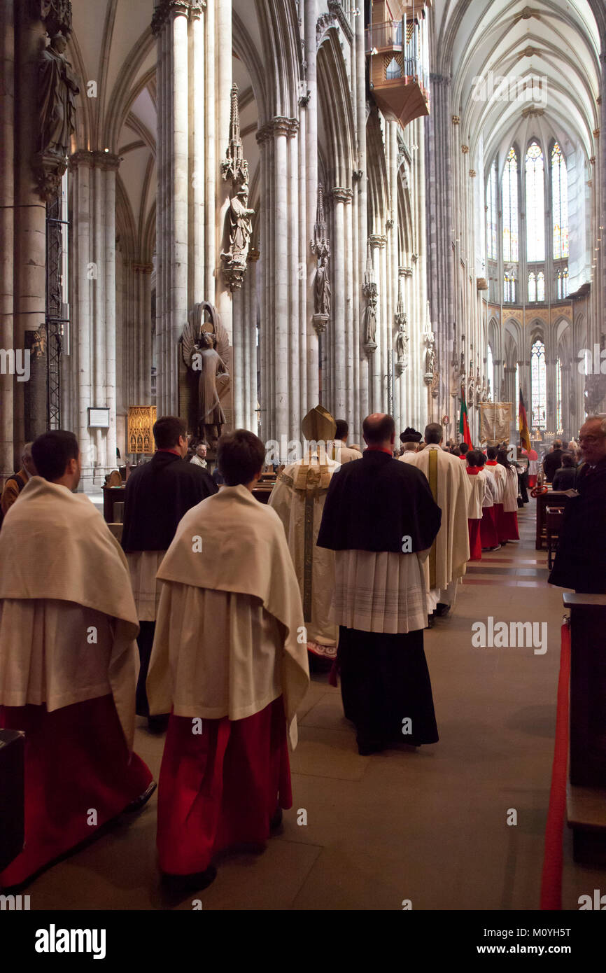 Joachim Kardinal Meisner Stockfotos und -bilder Kaufen - Alamy