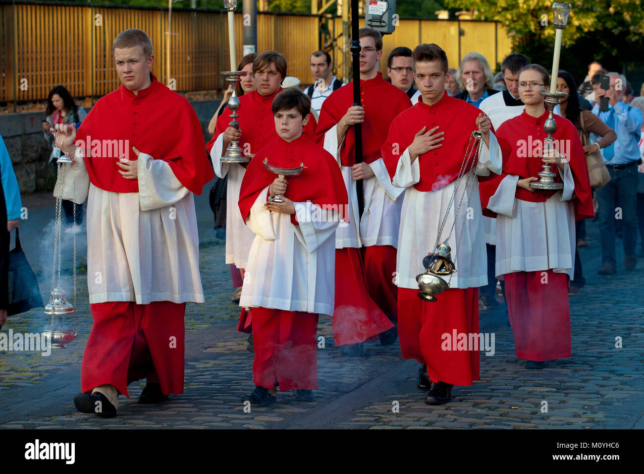 Deutschland, Köln, Prozession nach der Eröffnung der Anbetung des ...