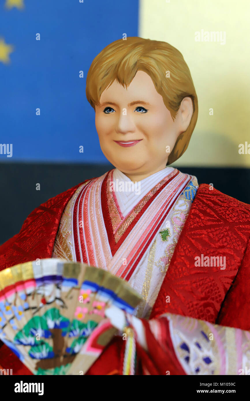 Mädchenfest hina matsuri puppe -Fotos und -Bildmaterial in hoher ...