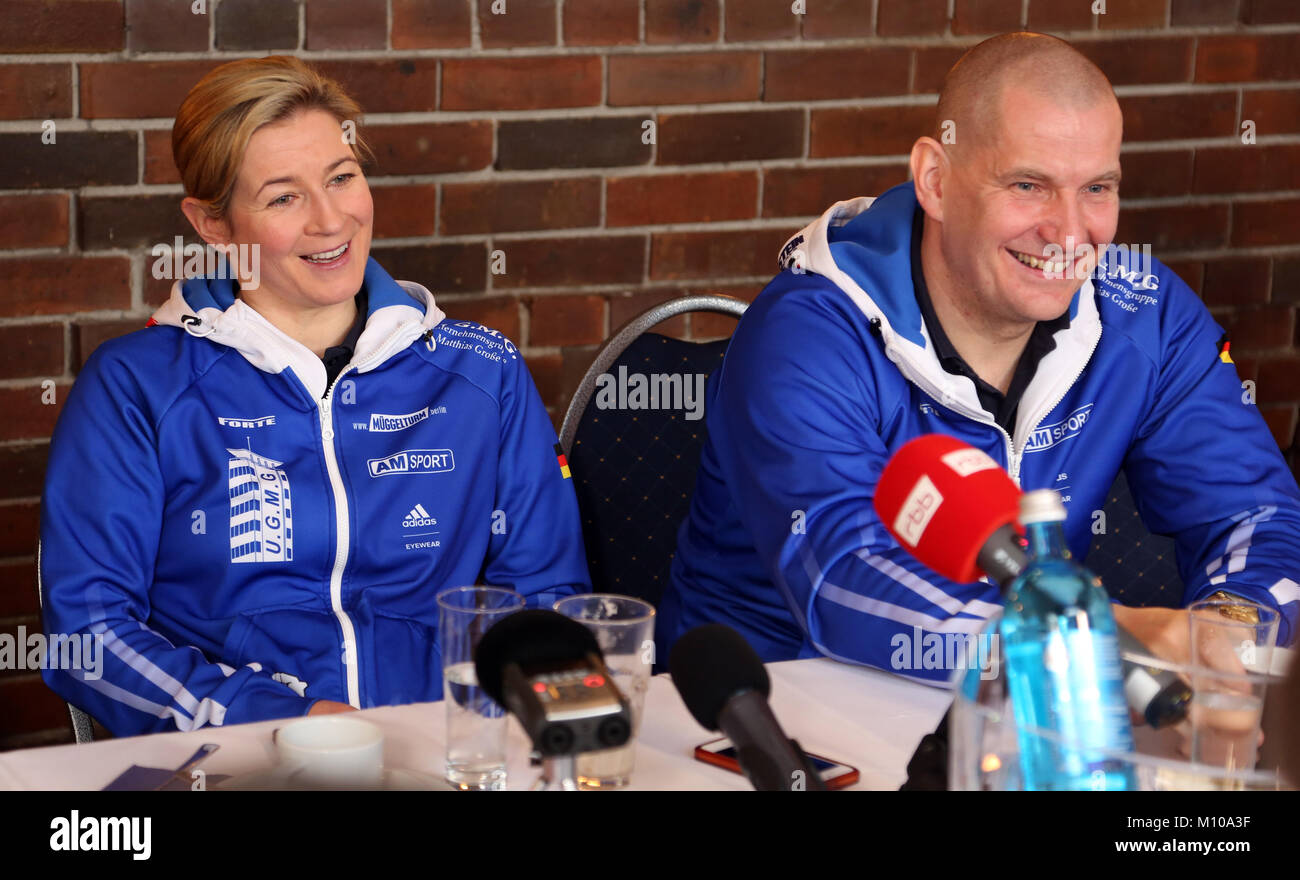 Speed claudia pechstein germany partner -Fotos und -Bildmaterial in ...