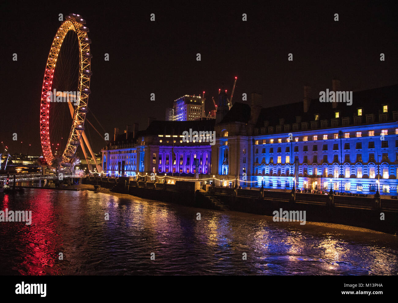 London eye bei nacht beleuchtet -Fotos und -Bildmaterial in hoher ...