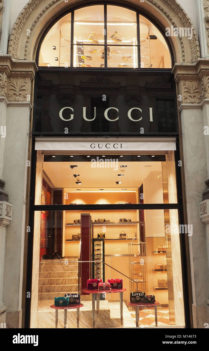 Shop gucci -Fotos und -Bildmaterial in hoher Auflösung – Alamy