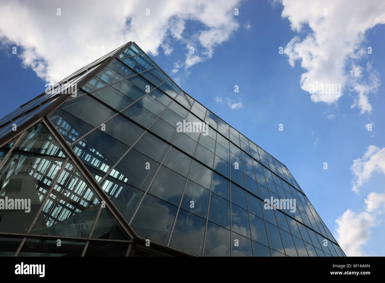 Ufa crystal palace -Fotos und -Bildmaterial in hoher Auflösung – Alamy