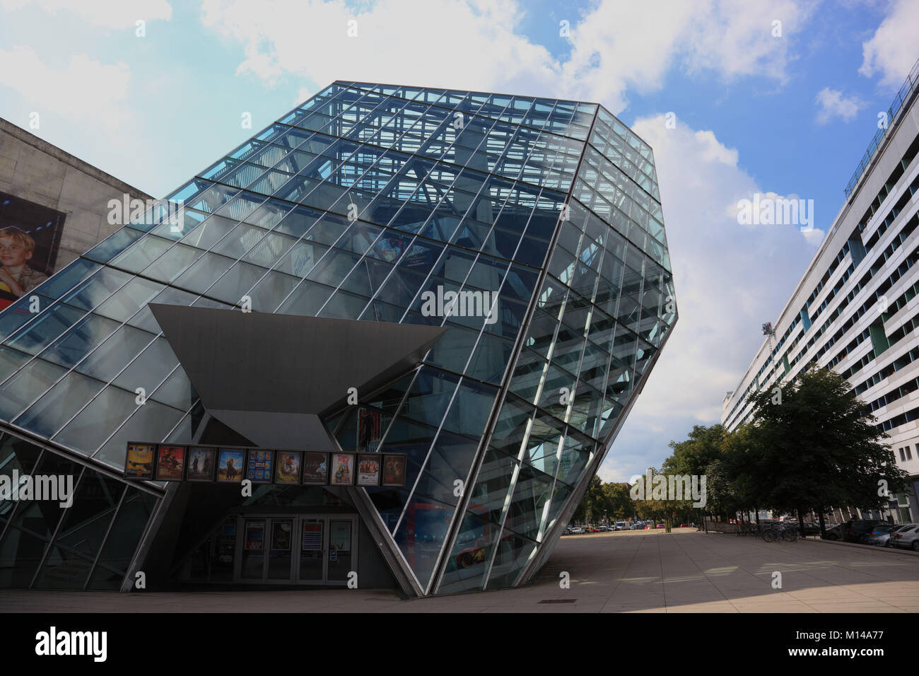 Ufa cinema palace -Fotos und -Bildmaterial in hoher Auflösung – Alamy