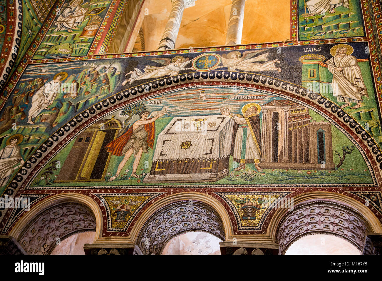 Basilica di san vitale ravenna christliche byzantinische kunst mosaiken a -Fotos und ...