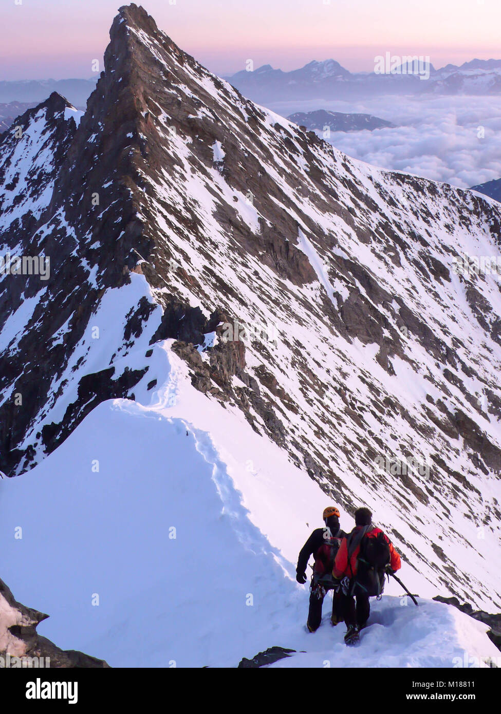 Lenzspitze berg -Fotos und -Bildmaterial in hoher Auflösung – Alamy
