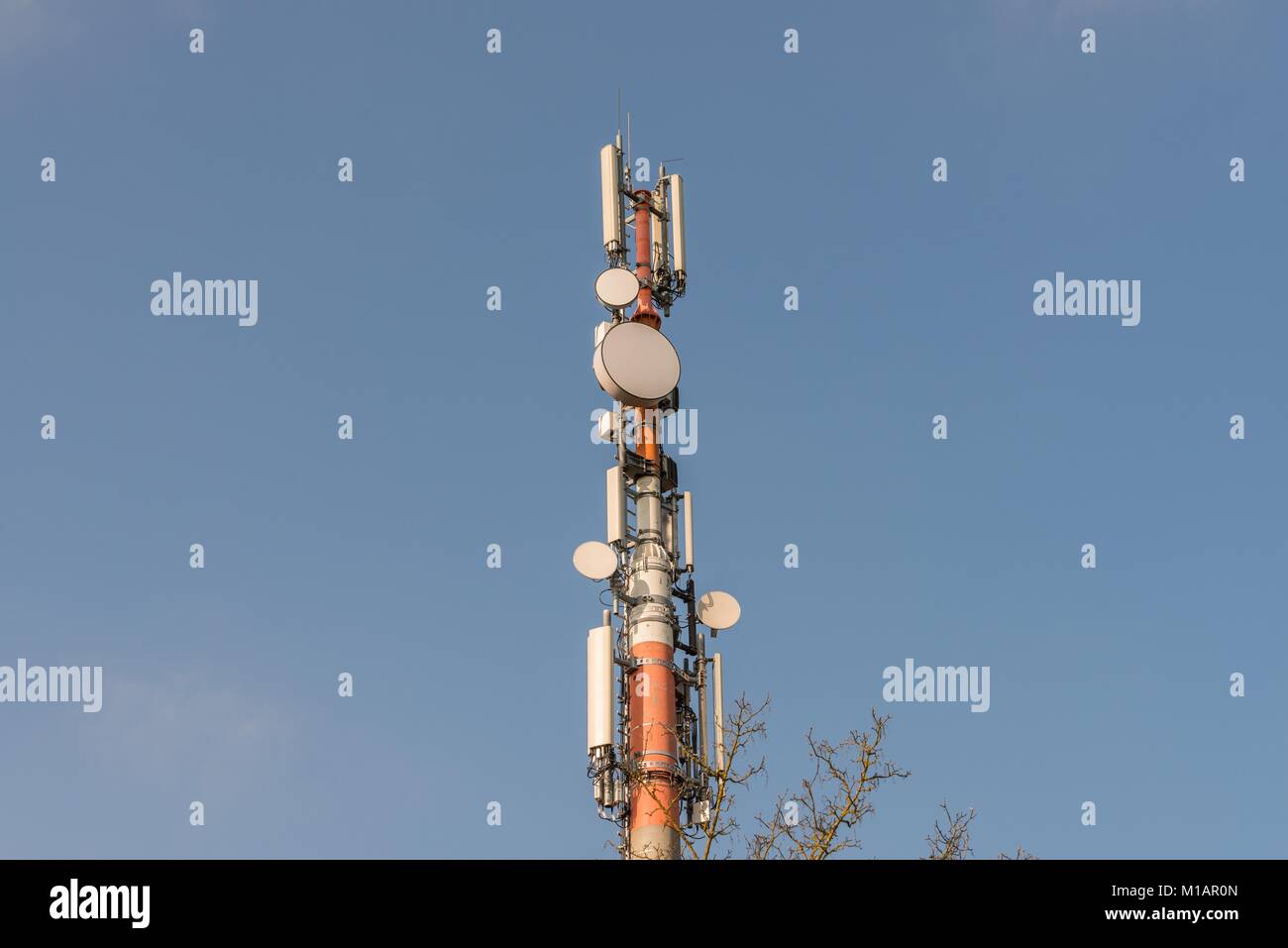 Mobile funkantenne -Fotos und -Bildmaterial in hoher Auflösung – Alamy