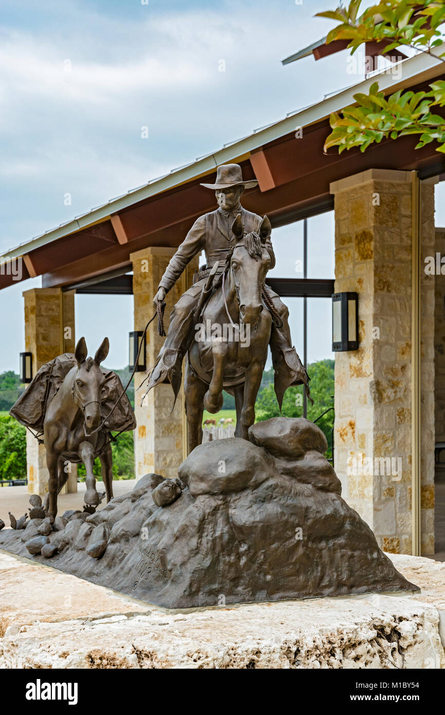 Texas ranger skulptur -Fotos und -Bildmaterial in hoher Auflösung – Alamy