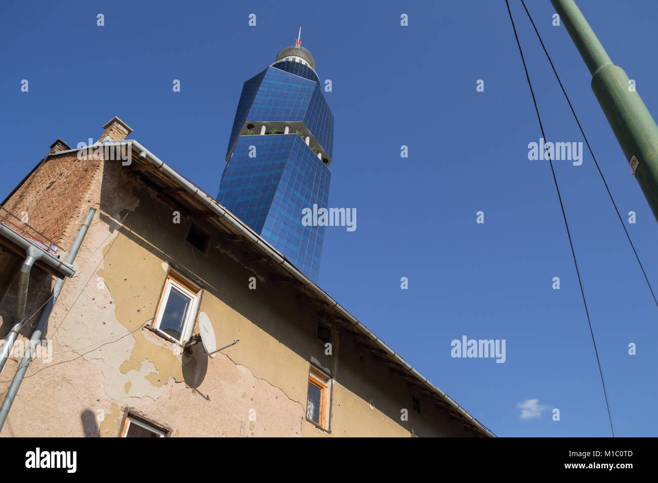 Avaz twist -Fotos und -Bildmaterial in hoher Auflösung – Alamy
