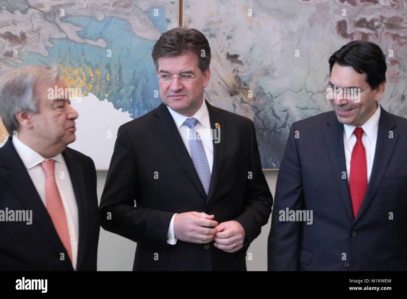 Botschafter christoph heusgen -Fotos und -Bildmaterial in hoher ...