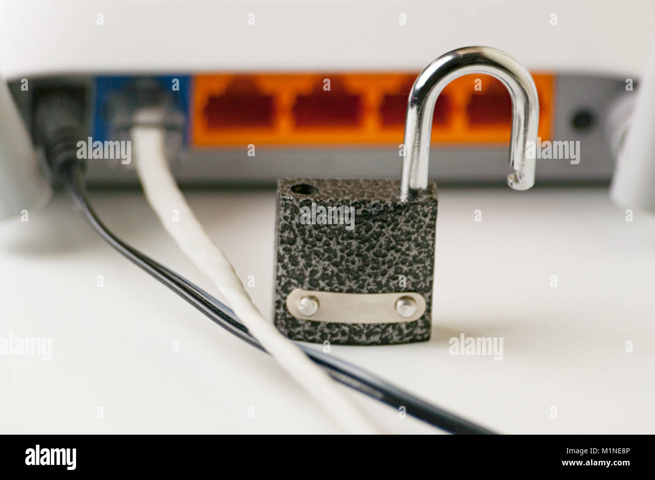 Wlan sperren -Fotos und -Bildmaterial in hoher Auflösung – Alamy