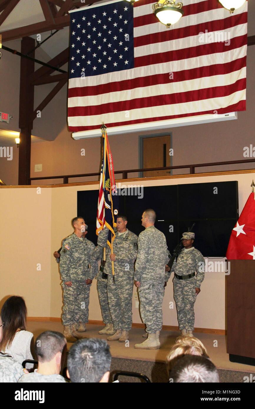 Oberstleutnant Scott Victor, Command Sgt. Maj. Chad Peters und 181St ...
