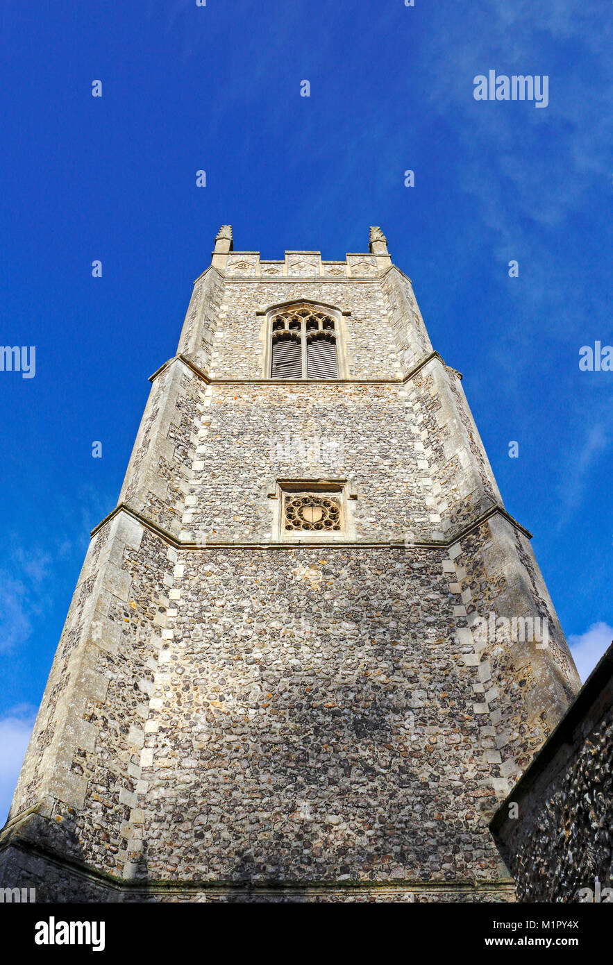 Turm konvergiert -Fotos und -Bildmaterial in hoher Auflösung – Alamy
