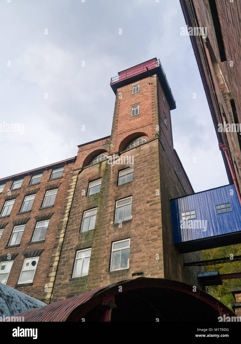 Die Außenseite des Masson Mills, Matlock, Derbyshire, UK; eine alte ...