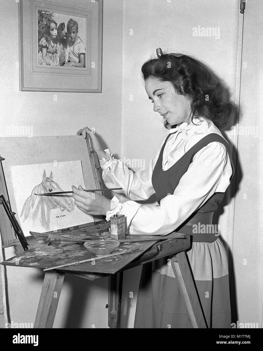 Elizabeth Taylor Malerei Man-O-War, ca. 1944. Foto von Ihr und Bruder ...