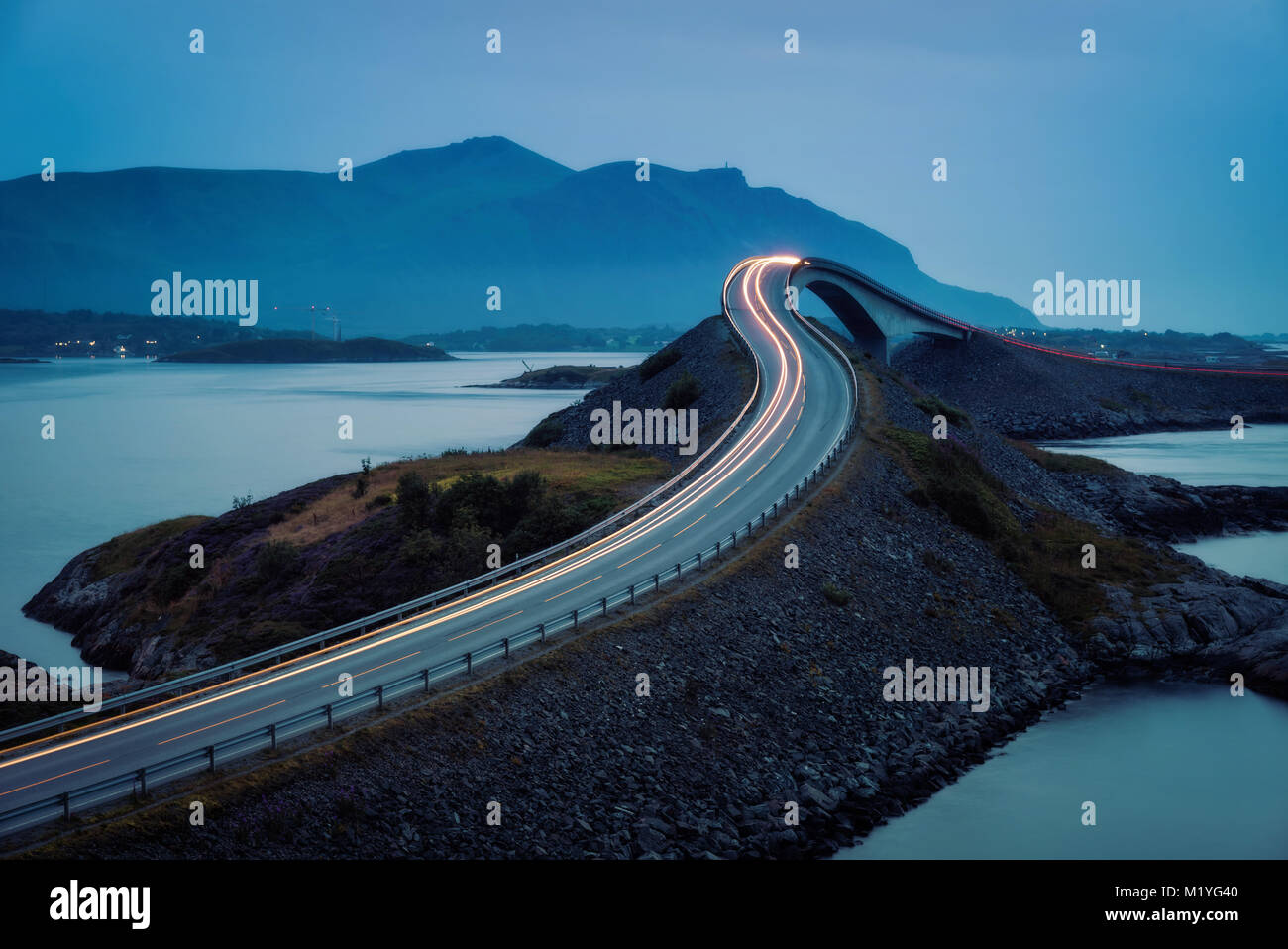 Norwegen atlantik autobahn -Fotos und -Bildmaterial in hoher Auflösung – Alamy