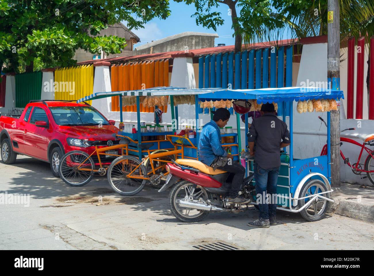 Tulum straße -Fotos und -Bildmaterial in hoher Auflösung – Alamy