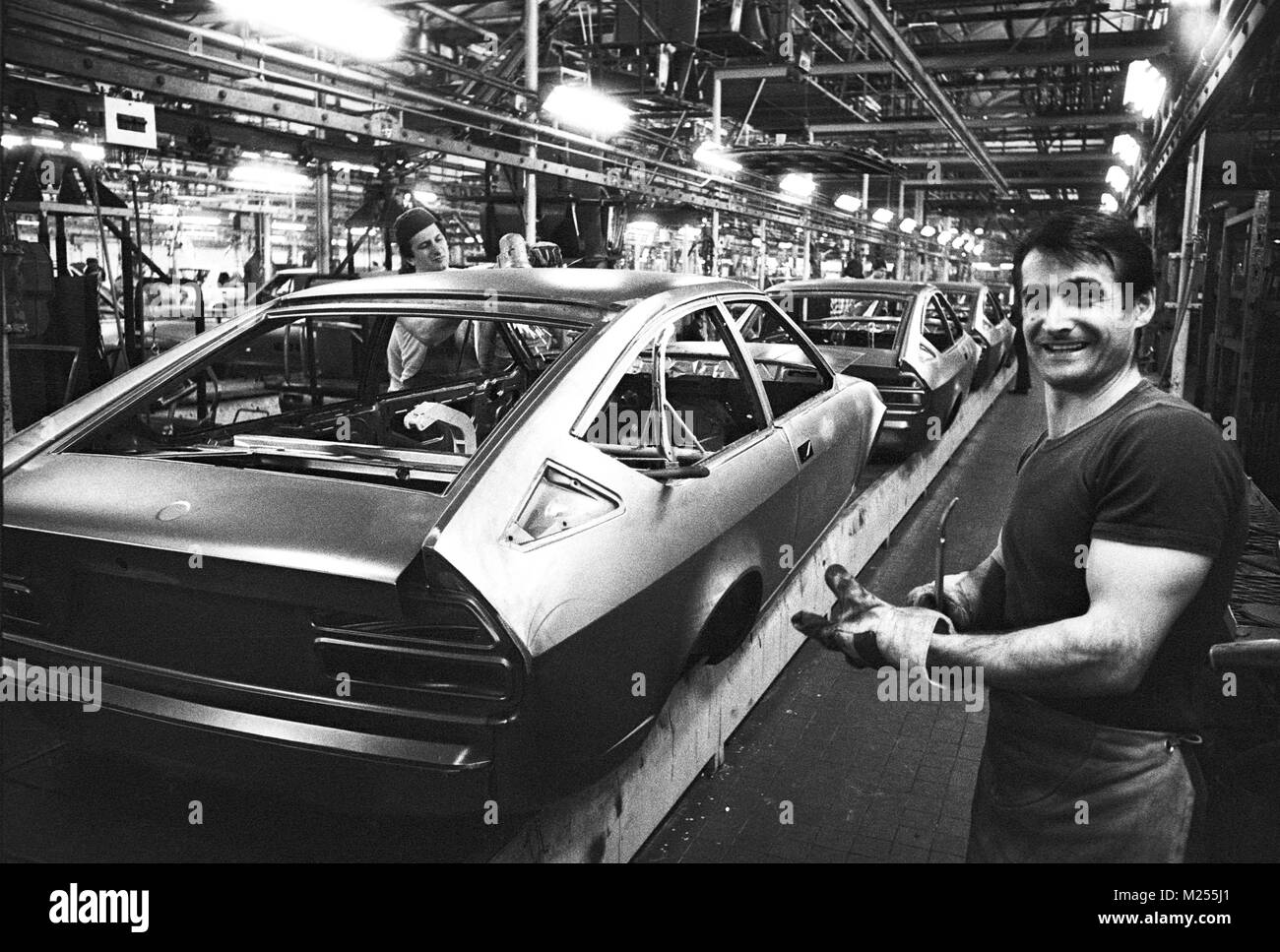Alfa romeo factory arese milan -Fotos und -Bildmaterial in hoher ...