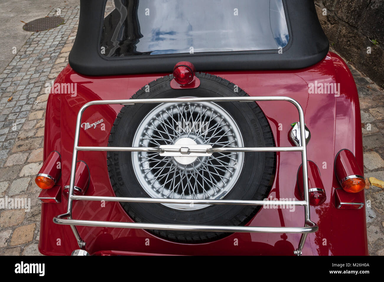 Roter morgan -Fotos und -Bildmaterial in hoher Auflösung – Alamy