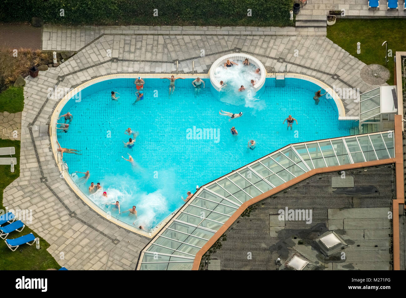 Swimming pools -Fotos und -Bildmaterial in hoher Auflösung – Alamy