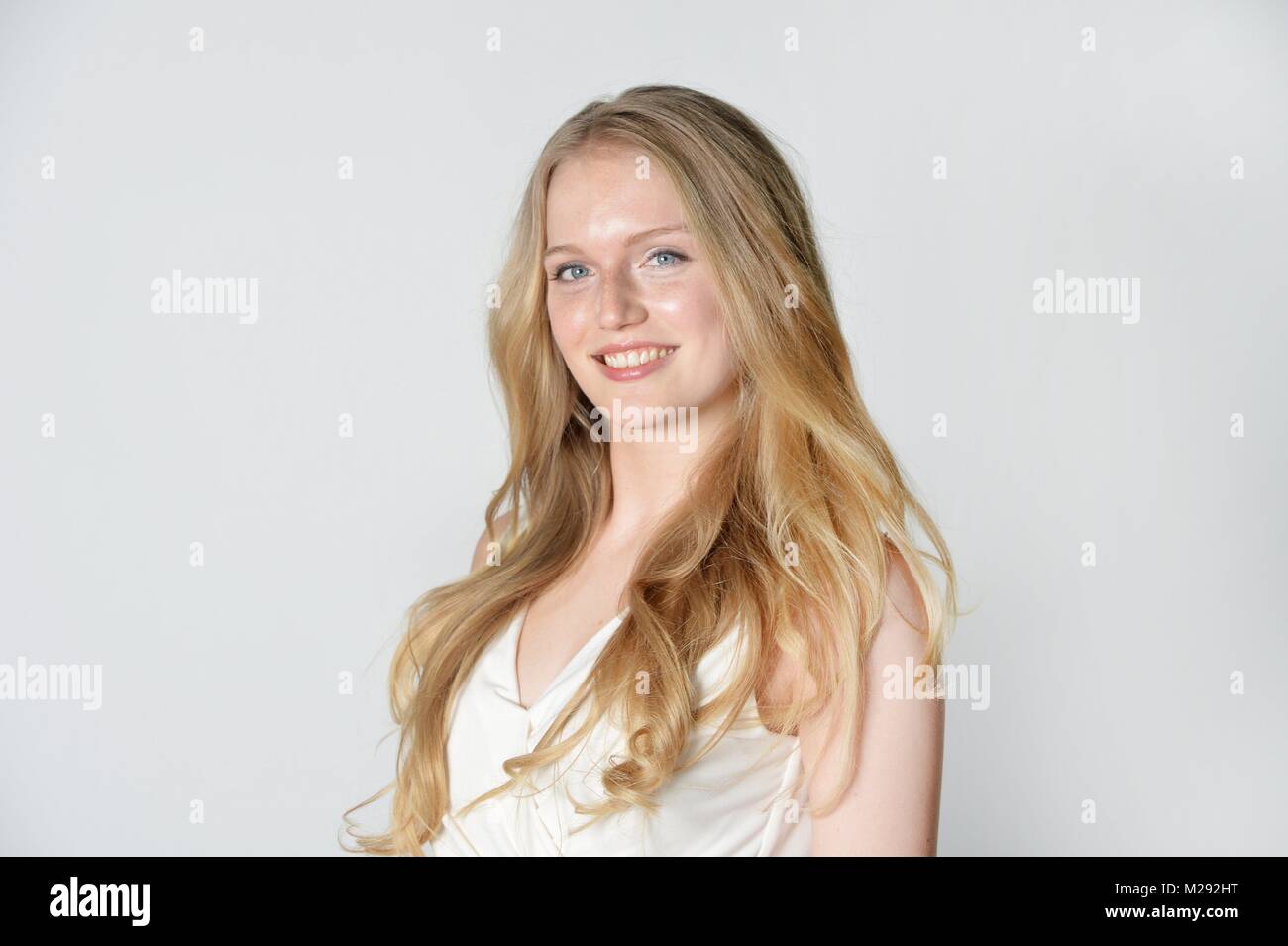 Theresia Weidemann (Miss Mitteldeutschland), Kandidat der 'Miss Germany ...