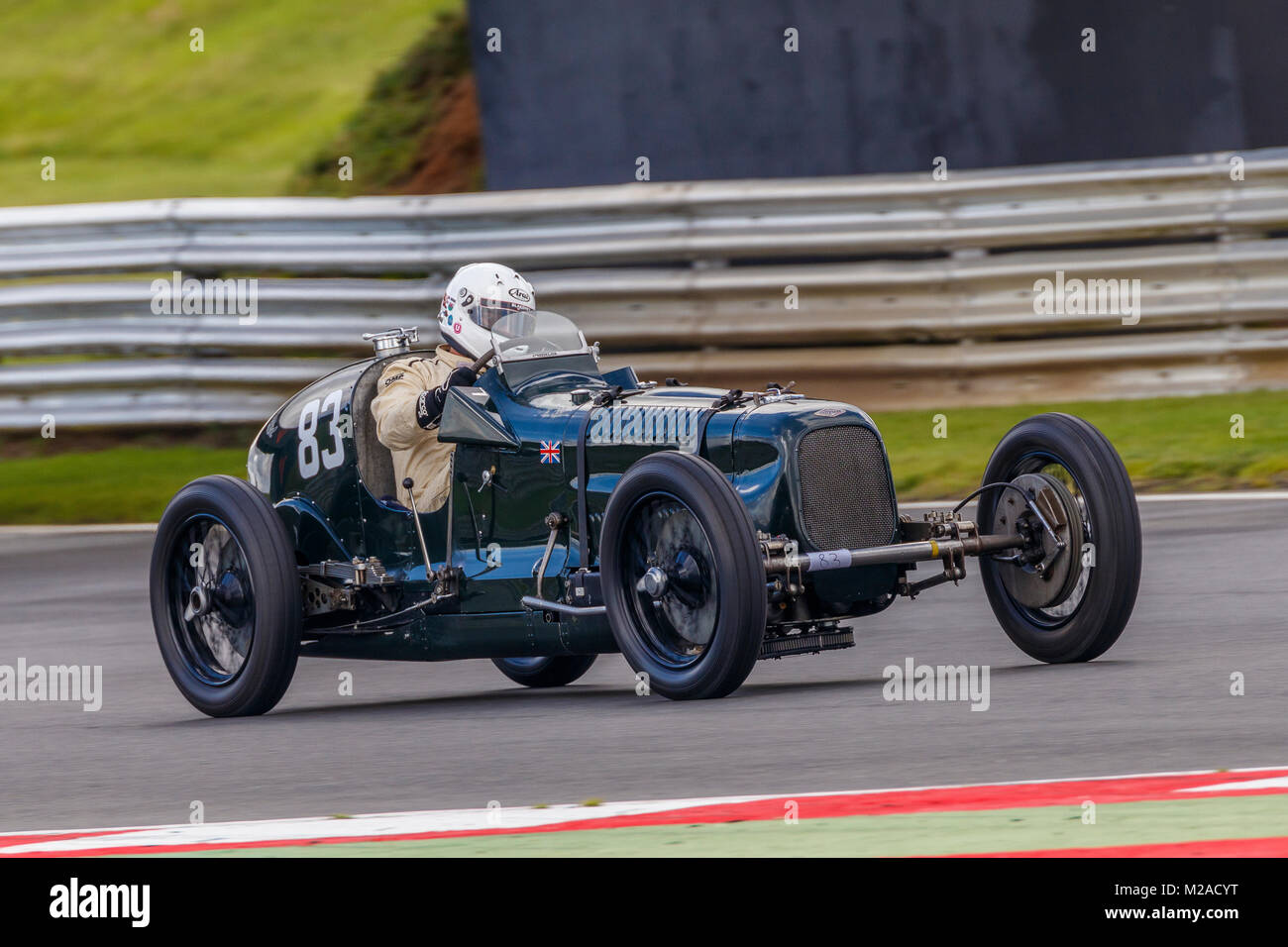 Einsitziger oldtimer rennwagen -Fotos und -Bildmaterial in hoher ...