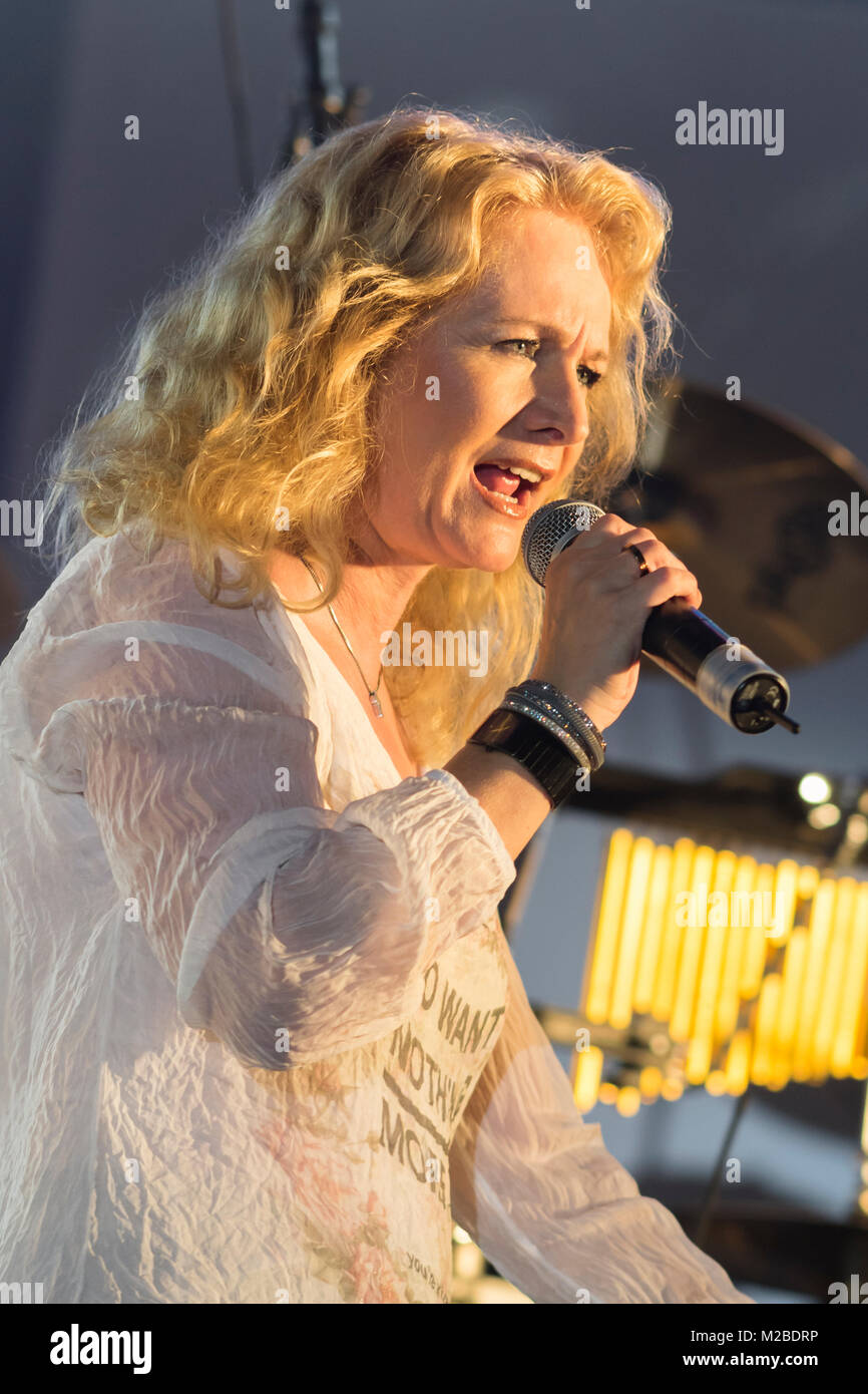 Nicole (seibert) -Fotos und -Bildmaterial in hoher Auflösung - Seite 2 ...