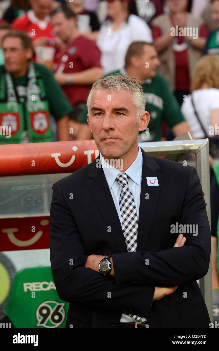 Hannover 96 trainer mirko slomka, -Fotos und -Bildmaterial in hoher ...