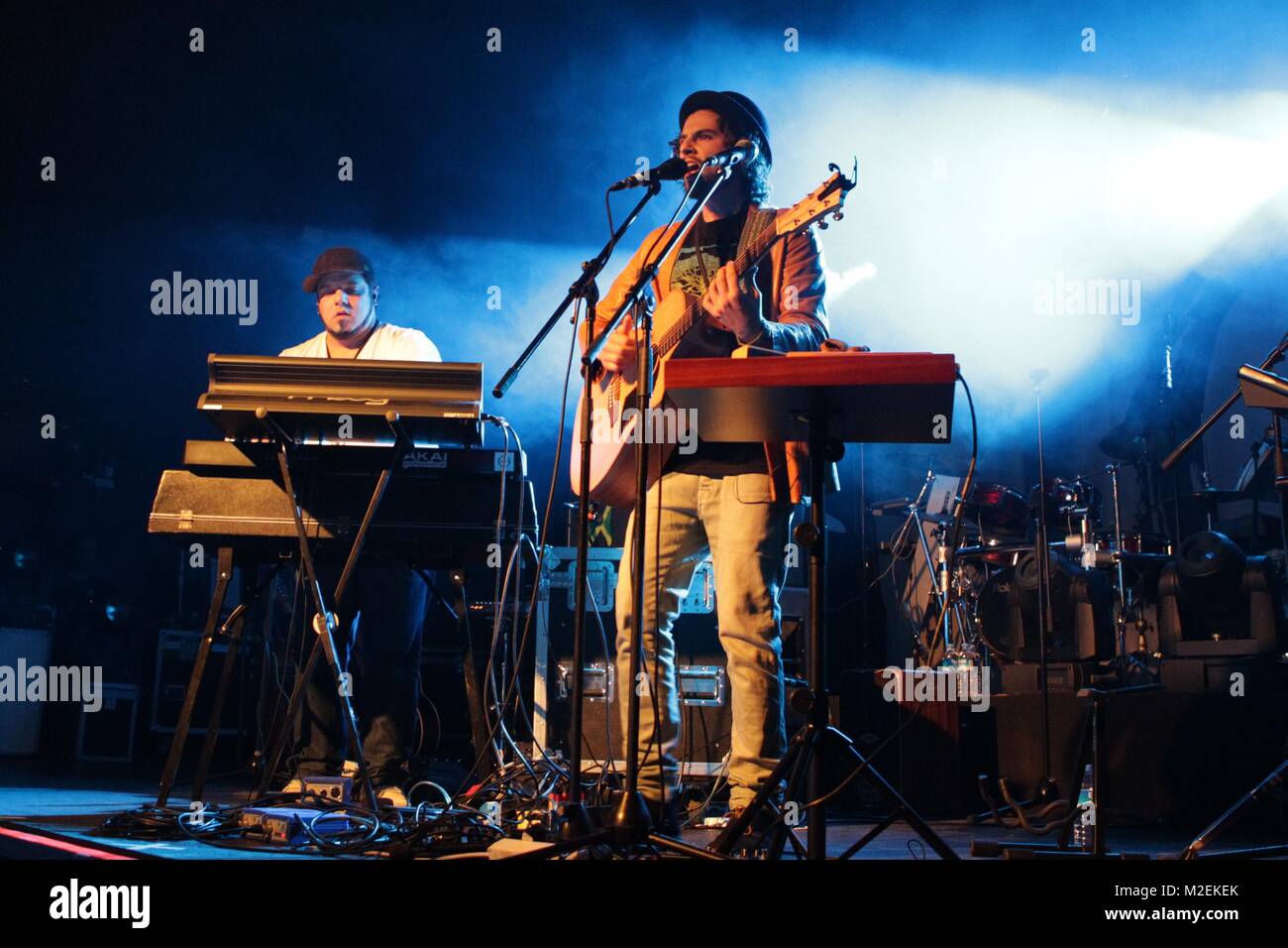 Tsunami band -Fotos und -Bildmaterial in hoher Auflösung – Alamy