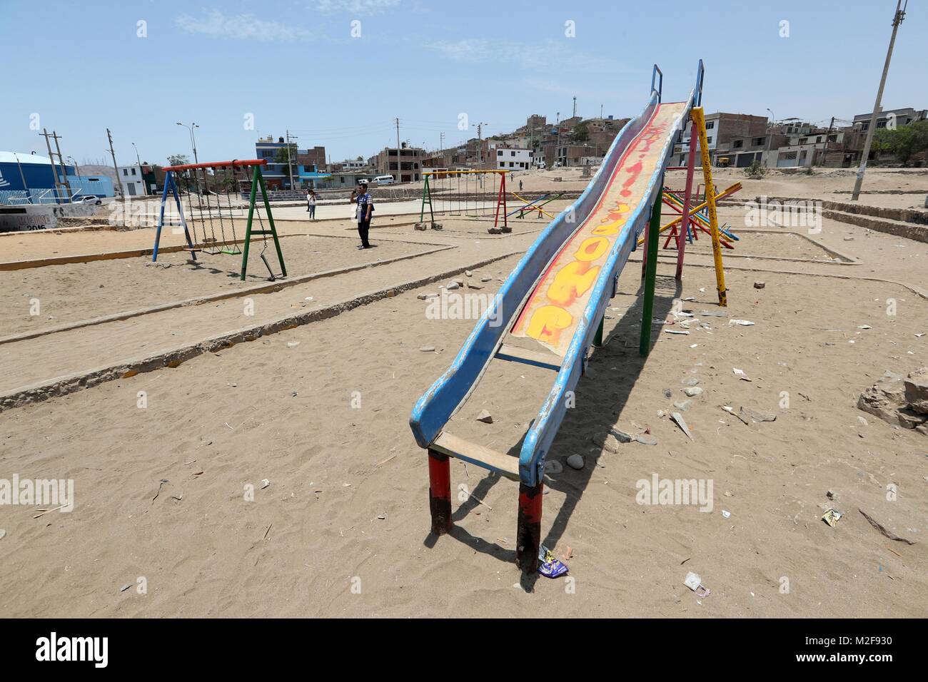 05 DE FEBRERO DE 2018 LOS PARQUES DEL CHORRILLOS LUCEN DETERIORADOS ...