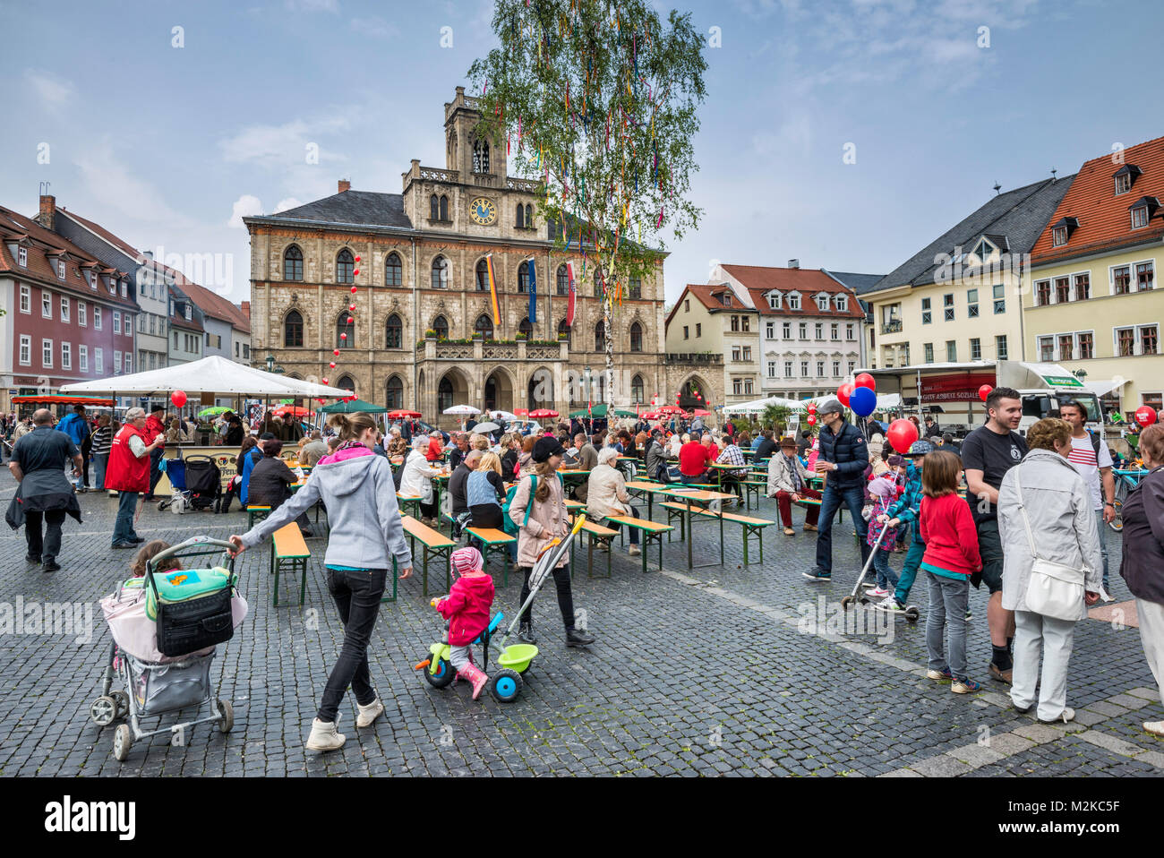 Marktplatz und weimar rathaus -Fotos und -Bildmaterial in hoher ...