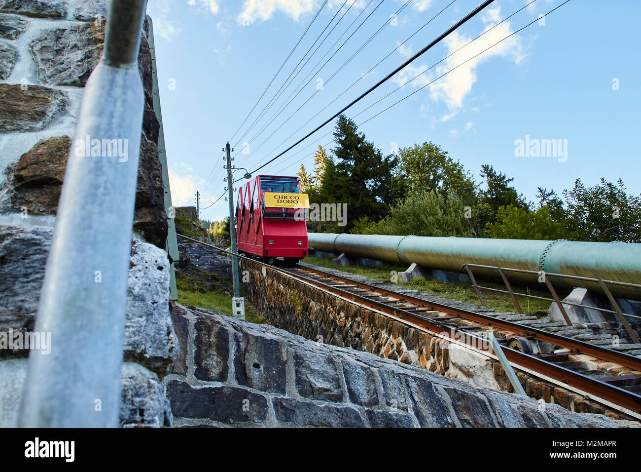 Ritom standseilbahn -Fotos und -Bildmaterial in hoher Auflösung – Alamy