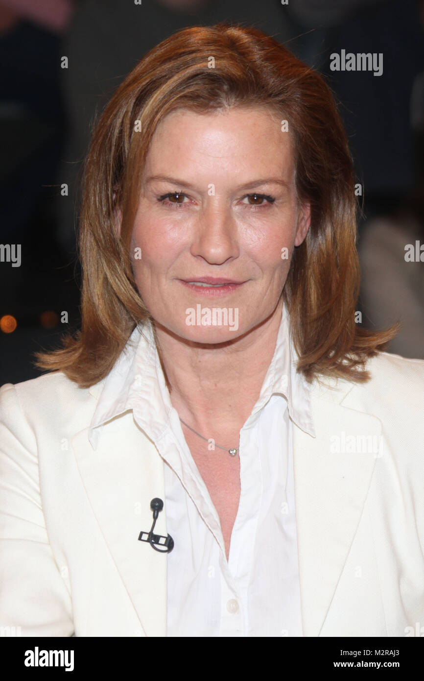 Suzanne Borsody Fotos Und Bildmaterial In Hoher Auflösung Alamy